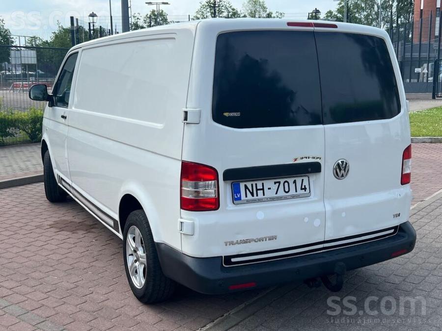 Balts Volkswagen T5 2012 Cēsis, ar dzinēja tilpumu 2.00 L un nobraukumu 217 tūkst. km par 5950 €, foto 6 vietnē AUTOMOTO.COM.LV