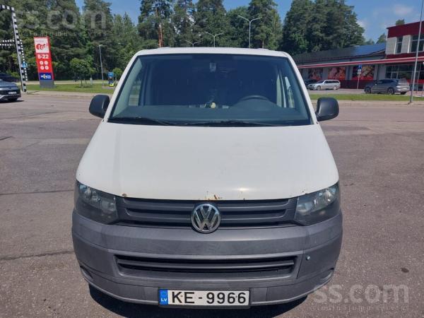 Balts Volkswagen T5 2012 Rīga, ar dzinēja tilpumu 2.00 L un nobraukumu 376 tūkst. km par 5200 €, foto 1 vietnē AUTOMOTO.COM.LV