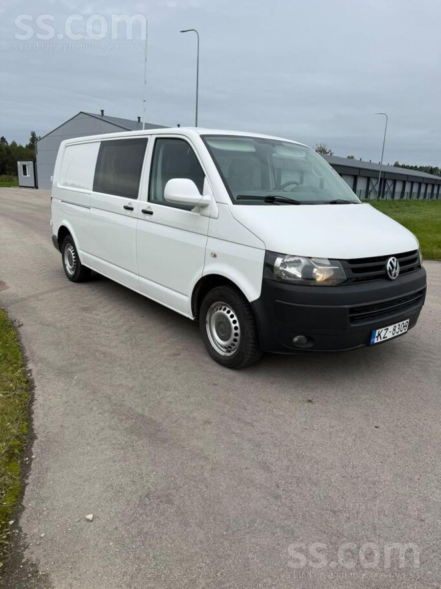 Balts Volkswagen T5 2012 Preiļi, ar dzinēja tilpumu 2.00 L un nobraukumu 389 tūkst. km par 7800 €, foto 3 vietnē AUTOMOTO.COM.LV