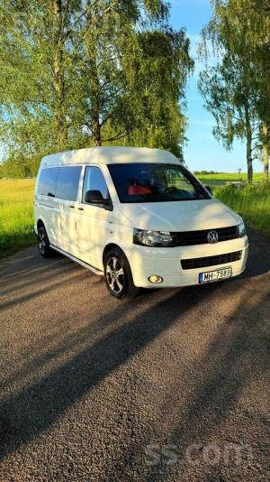 Balts Volkswagen T5 2013 Limbaži, ar dzinēja tilpumu 2.00 L un nobraukumu 373 tūkst. km par 9900 €, foto 2 vietnē AUTOMOTO.COM.LV