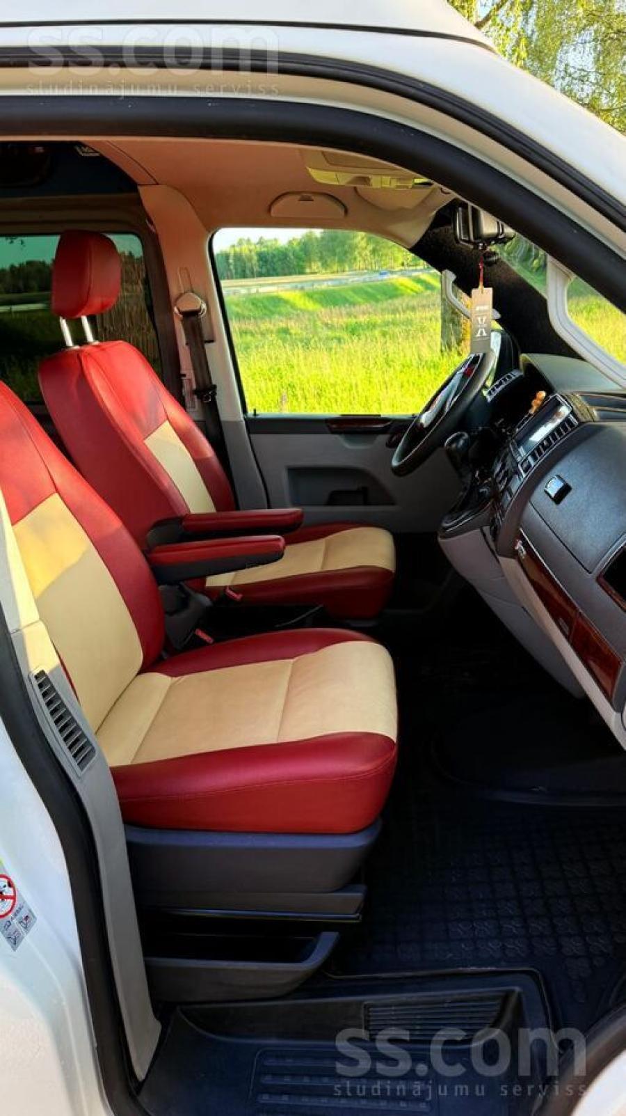 Balts Volkswagen T5 2013 Limbaži, ar dzinēja tilpumu 2.00 L un nobraukumu 373 tūkst. km par 9900 €, foto 8 vietnē AUTOMOTO.COM.LV