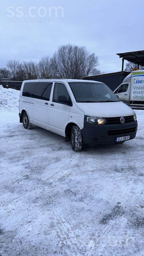 White Volkswagen T5 2013 in Riga, with an engine capacity of 2.00 L and mileage of 358 thousand km for 6490 €, photo 2 on AUTOMOTO.COM.LV