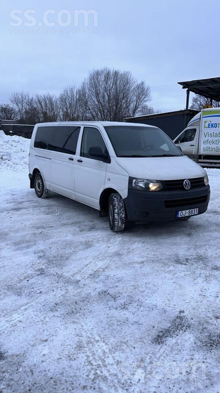 Balts Volkswagen T5 2013 Rīga, ar dzinēja tilpumu 2.00 L un nobraukumu 358 tūkst. km par 6490 €, foto 2 vietnē AUTOMOTO.COM.LV