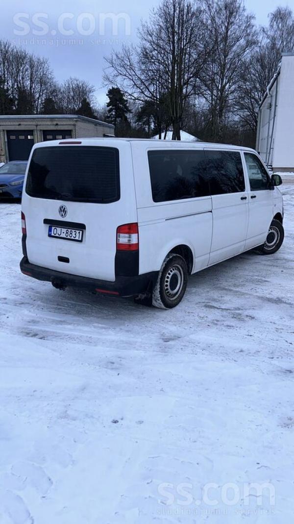 White Volkswagen T5 2013 in Riga, with an engine capacity of 2.00 L and mileage of 358 thousand km for 6490 €, photo 3 on AUTOMOTO.COM.LV