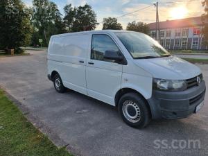 White Volkswagen T5 2013 in Gulbene, with an engine capacity of 2.00 L and mileage of 560 thousand km for 4900 €, photo 4 on AUTOMOTO.COM.LV