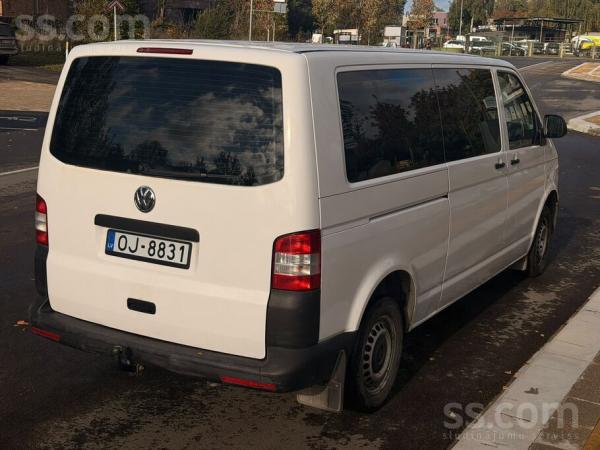 White Volkswagen T5 2013 in Riga, with an engine capacity of 2.00 L and mileage of 374 thousand km for 7900 €, photo 9 on AUTOMOTO.COM.LV