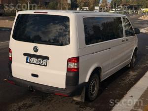 Balts Volkswagen T5 2013 Rīga, ar dzinēja tilpumu 2.00 L un nobraukumu 374 tūkst. km par 7900 €, foto 9 vietnē AUTOMOTO.COM.LV