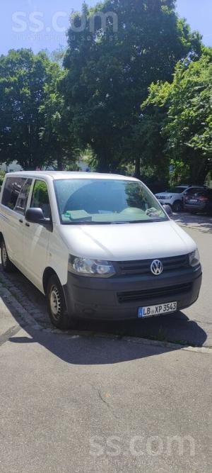 White Volkswagen T5 2015 in Kraslava, with an engine capacity of 2.00 L and mileage of 255 thousand km for 16999 €, photo 13 on AUTOMOTO.COM.LV