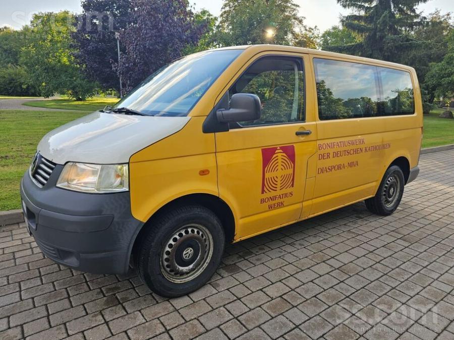 Yellow Volkswagen T5 2006 in Riga, with an engine capacity of 1.90 L and mileage of 246 thousand km for 3300 €, photo 4 on AUTOMOTO.COM.LV