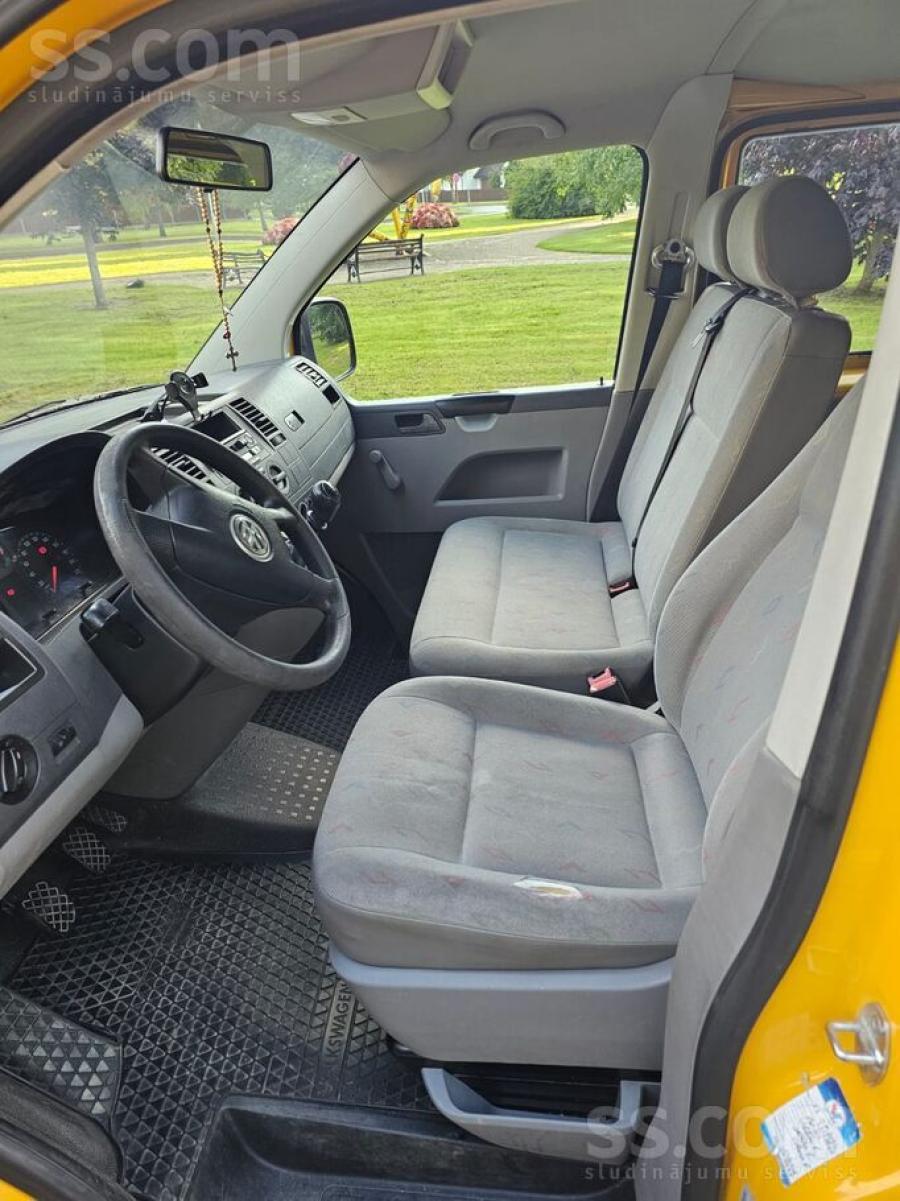 Yellow Volkswagen T5 2006 in Riga, with an engine capacity of 1.90 L and mileage of 246 thousand km for 3300 €, photo 13 on AUTOMOTO.COM.LV