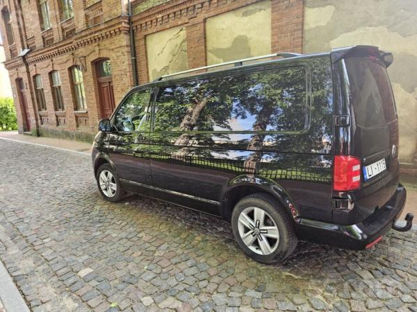 Melns Volkswagen T6 2017 Cēsis, ar dzinēja tilpumu 2.00 L un nobraukumu 189 tūkst. km par 16940 €, foto 8 vietnē AUTOMOTO.COM.LV