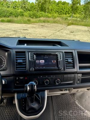 Melns Volkswagen T6 2015 Liepāja, ar dzinēja tilpumu 2.00 L un nobraukumu 289 tūkst. km par 15000 €, foto 9 vietnē AUTOMOTO.COM.LV