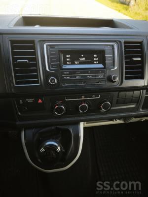 Black Volkswagen T6 2017 in Riga, with an engine capacity of 2.00 L and mileage of 237 thousand km for 12000 €, photo 13 on AUTOMOTO.COM.LV
