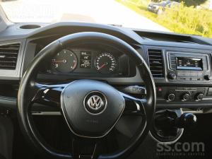 Black Volkswagen T6 2017 in Riga, with an engine capacity of 2.00 L and mileage of 237 thousand km for 12000 €, photo 14 on AUTOMOTO.COM.LV