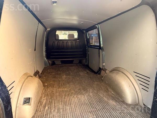 Green Volkswagen T6 2016 in Bauska, with an engine capacity of 2.00 L and mileage of 0 thousand km for 13700 €, photo 9 on AUTOMOTO.COM.LV