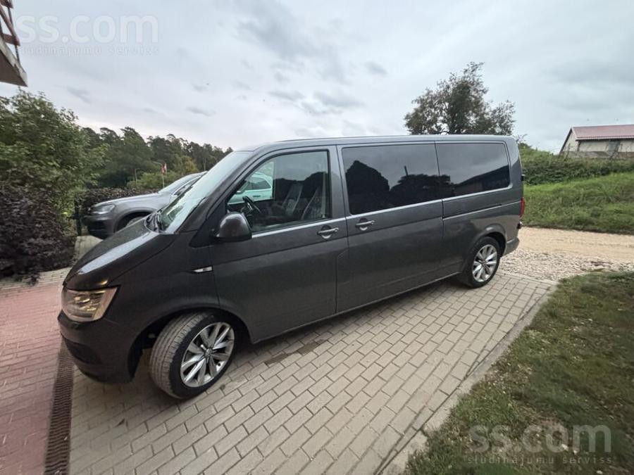Grey Volkswagen T6 2016 in Tukums, with an engine capacity of 2.00 L and mileage of 194 thousand km for 16500 €, photo 5 on AUTOMOTO.COM.LV