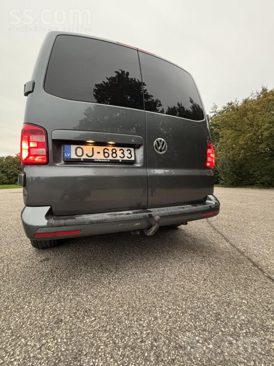 Grey Volkswagen T6 2016 in Tukums, with an engine capacity of 2.00 L and mileage of 194 thousand km for 16500 €, photo 11 on AUTOMOTO.COM.LV