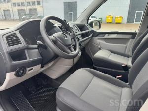 Pelēks Volkswagen T6 2018 Rīga, ar dzinēja tilpumu 2.00 L un nobraukumu 199 tūkst. km par 11200 €, foto 9 vietnē AUTOMOTO.COM.LV