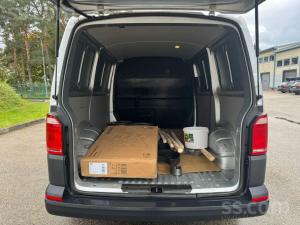 Pelēks Volkswagen T6 2018 Rīga, ar dzinēja tilpumu 2.00 L un nobraukumu 199 tūkst. km par 11200 €, foto 11 vietnē AUTOMOTO.COM.LV