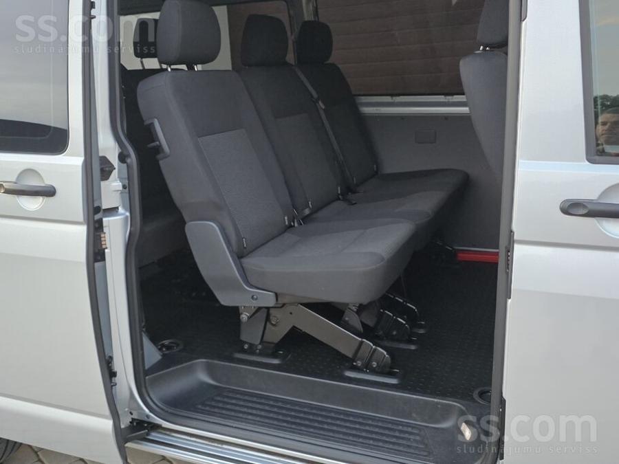 Pelēks Volkswagen T6 2020 Rīga, ar dzinēja tilpumu 2.00 L un nobraukumu 97 tūkst. km par 28995 €, foto 15 vietnē AUTOMOTO.COM.LV
