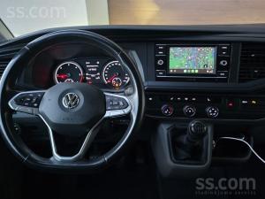 Pelēks Volkswagen T6 2020 Rīga, ar dzinēja tilpumu 2.00 L un nobraukumu 97 tūkst. km par 28995 €, foto 21 vietnē AUTOMOTO.COM.LV