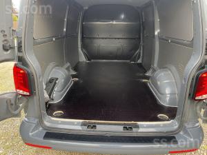 Grey Volkswagen T6 2021 in Ogre, with an engine capacity of 2.00 L and mileage of 298 thousand km for 23900 €, photo 5 on AUTOMOTO.COM.LV