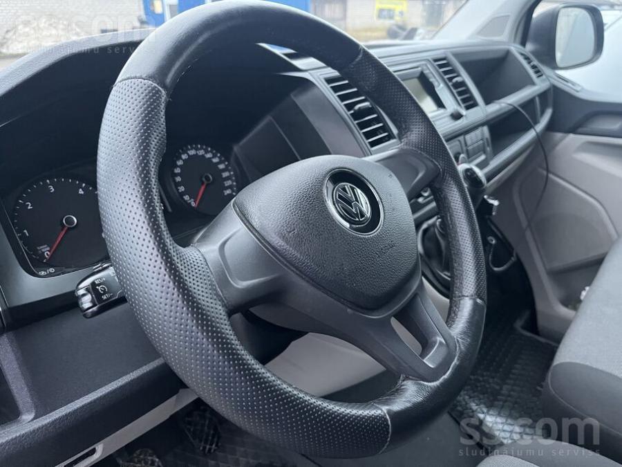 Balts Volkswagen T6 2016 Bauska, ar dzinēja tilpumu 2.00 L un nobraukumu 0 tūkst. km par 13800 €, foto 27 vietnē AUTOMOTO.COM.LV
