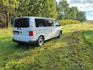 White Volkswagen T6 2016 in Riga, with an engine capacity of 2.00 L and mileage of 304 thousand km for 11900 €, photo 4 on AUTOMOTO.COM.LV