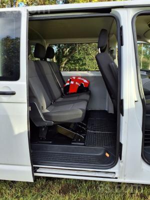 White Volkswagen T6 2016 in Riga, with an engine capacity of 2.00 L and mileage of 304 thousand km for 11900 €, photo 9 on AUTOMOTO.COM.LV