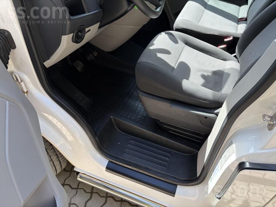 Balts Volkswagen T6 2017 Ogre, ar dzinēja tilpumu 2.00 L un nobraukumu 0 tūkst. km par 12000 €, foto 11 vietnē AUTOMOTO.COM.LV