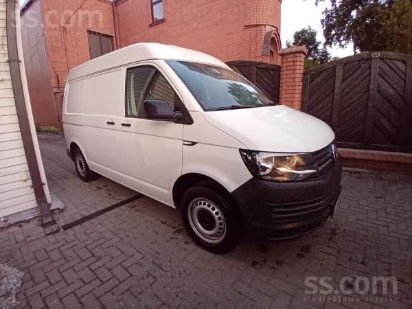 Balts Volkswagen T6 2019 Rīga, ar dzinēja tilpumu 2.00 L un nobraukumu 198 tūkst. km par 11999 €, foto 4 vietnē AUTOMOTO.COM.LV