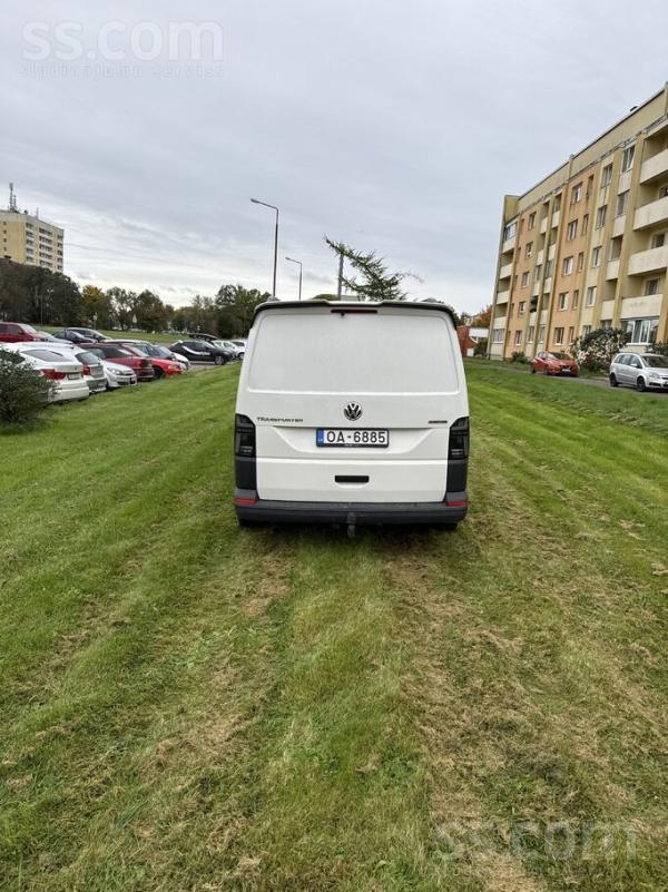 White Volkswagen T6 2019 in Riga, with an engine capacity of 2.00 L and mileage of 276 thousand km for 14500 €, photo 1 on AUTOMOTO.COM.LV