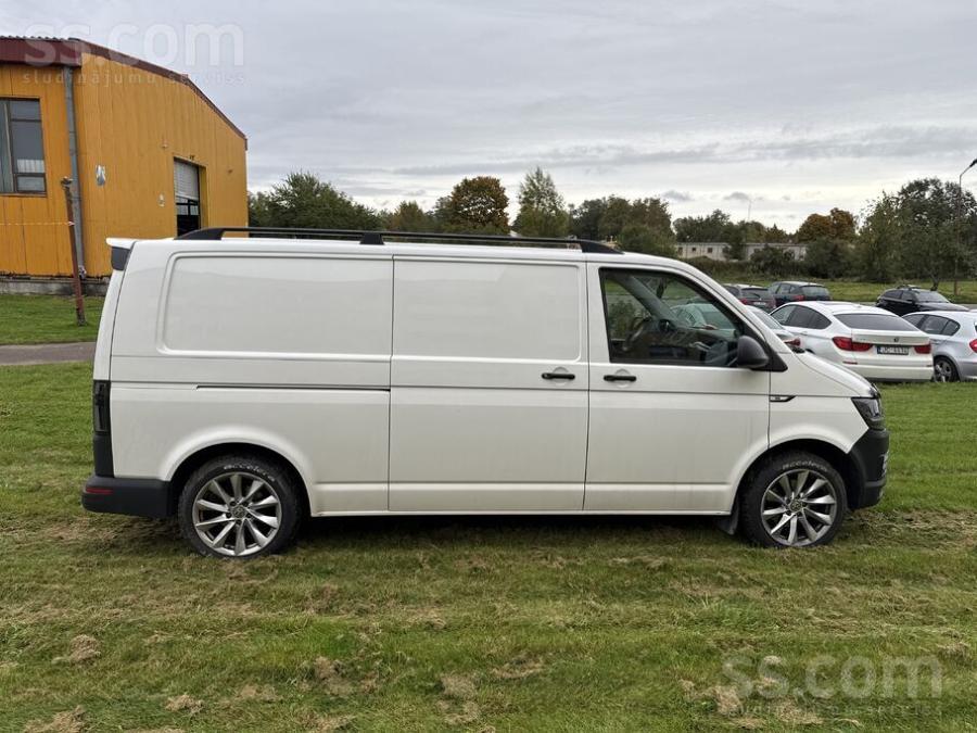 Balts Volkswagen T6 2019 Rīga, ar dzinēja tilpumu 2.00 L un nobraukumu 276 tūkst. km par 14500 €, foto 3 vietnē AUTOMOTO.COM.LV
