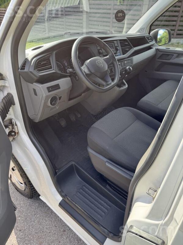 White Volkswagen T6 2021 in Riga, with an engine capacity of 2.00 L and mileage of 352 thousand km for 13700 €, photo 9 on AUTOMOTO.COM.LV