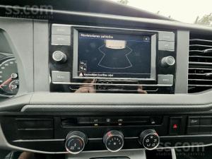 Balts Volkswagen T6 2021 Cēsis, ar dzinēja tilpumu 2.00 L un nobraukumu 87 tūkst. km par 26620 €, foto 24 vietnē AUTOMOTO.COM.LV