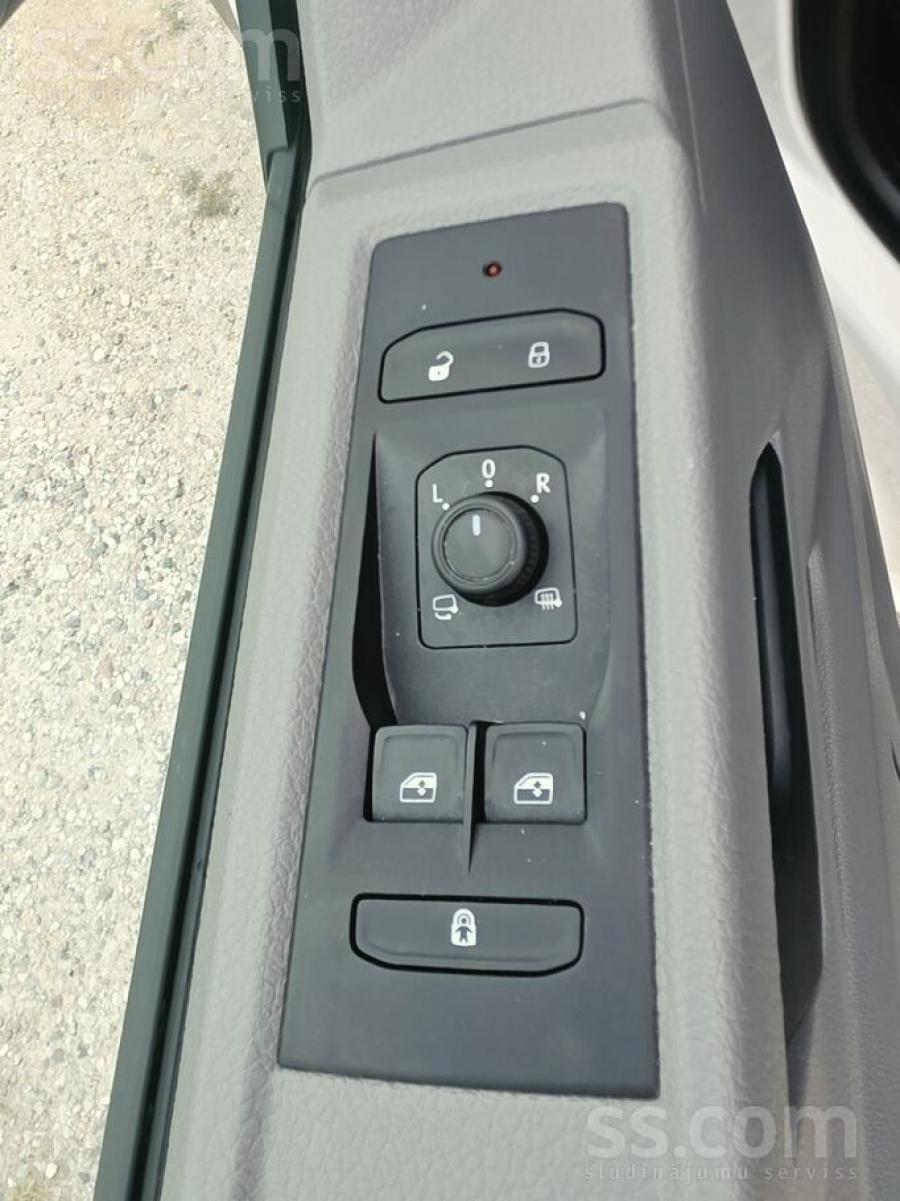 Balts Volkswagen T6 2021 Cēsis, ar dzinēja tilpumu 2.00 L un nobraukumu 87 tūkst. km par 26620 €, foto 31 vietnē AUTOMOTO.COM.LV