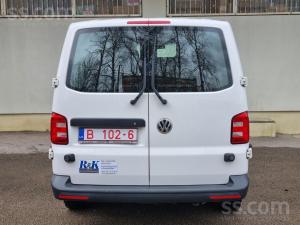 Balts Volkswagen T6 2018 Ogre, ar dzinēja tilpumu 2.00 L un nobraukumu 296 tūkst. km par 10950 €, foto 8 vietnē AUTOMOTO.COM.LV
