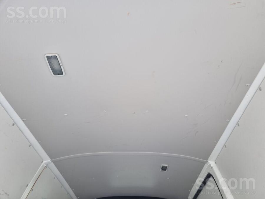 Balts Volkswagen T6 2018 Ogre, ar dzinēja tilpumu 2.00 L un nobraukumu 296 tūkst. km par 10950 €, foto 22 vietnē AUTOMOTO.COM.LV