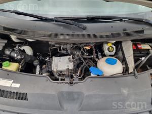 Balts Volkswagen T6 2018 Ogre, ar dzinēja tilpumu 2.00 L un nobraukumu 296 tūkst. km par 10950 €, foto 24 vietnē AUTOMOTO.COM.LV