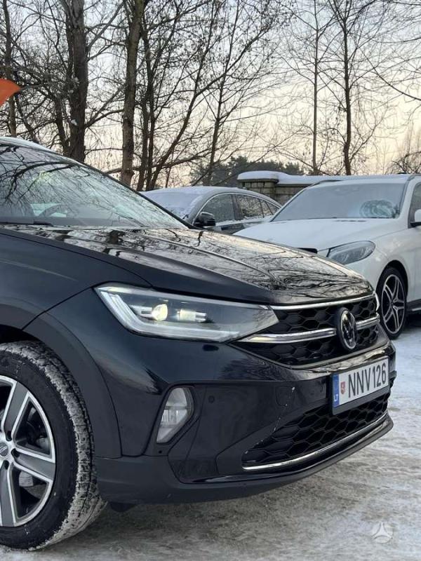 Melns Volkswagen Taigo 2022 Viļņa, ar dzinēja tilpumu 1.50 L un nobraukumu 7 tūkst. km par 21000 €, foto 7 vietnē AUTOMOTO.COM.LV
