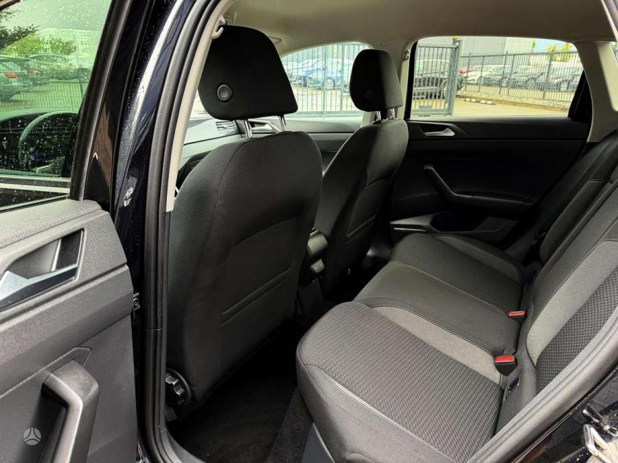 Melns Volkswagen Taigo 2022 Kauņa, ar dzinēja tilpumu 1.00 L un nobraukumu 149 tūkst. km par 14900 €, foto 15 vietnē AUTOMOTO.COM.LV