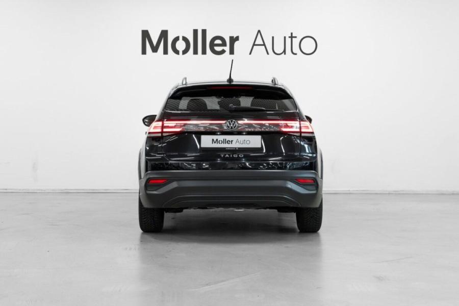 Melns Volkswagen Taigo 2022 Viļņa, ar dzinēja tilpumu 1.00 L un nobraukumu 66 tūkst. km par 17300 €, foto 7 vietnē AUTOMOTO.COM.LV