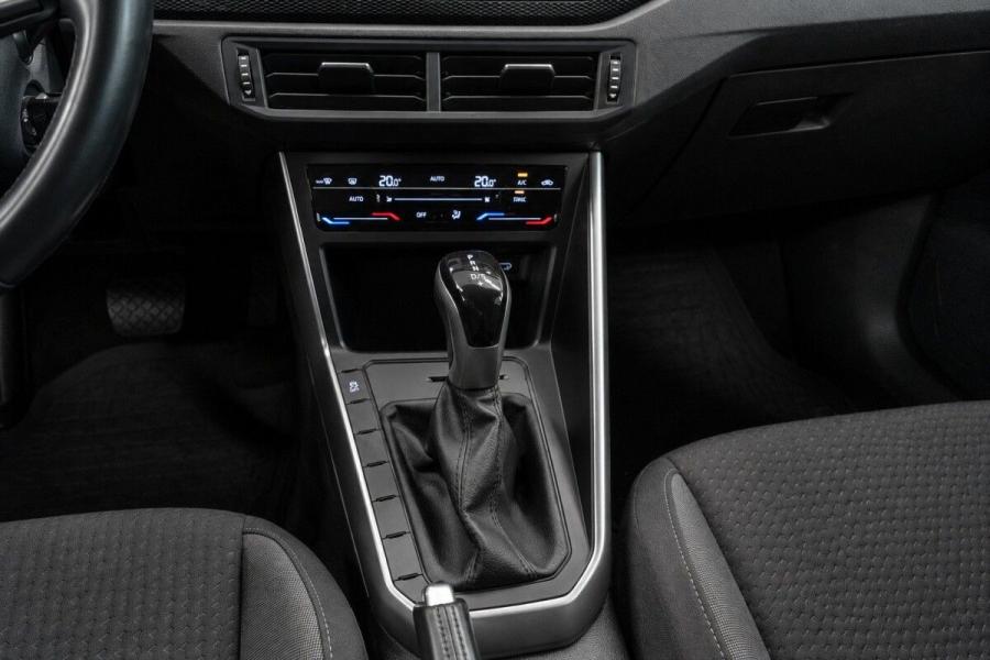 Melns Volkswagen Taigo 2022 Viļņa, ar dzinēja tilpumu 1.00 L un nobraukumu 66 tūkst. km par 17300 €, foto 15 vietnē AUTOMOTO.COM.LV