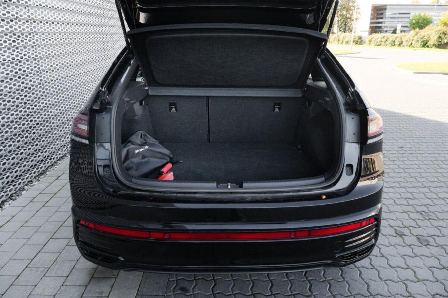 Melns Volkswagen Taigo 2023 Mārupe, ar dzinēja tilpumu 1.50 L un nobraukumu 51 tūkst. km par 25200 €, foto 25 vietnē AUTOMOTO.COM.LV