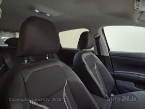 Melns Volkswagen Taigo 2022 Tallina, ar dzinēja tilpumu 1.00 L un nobraukumu 56 tūkst. km par 19900 €, foto 19 vietnē AUTOMOTO.COM.LV