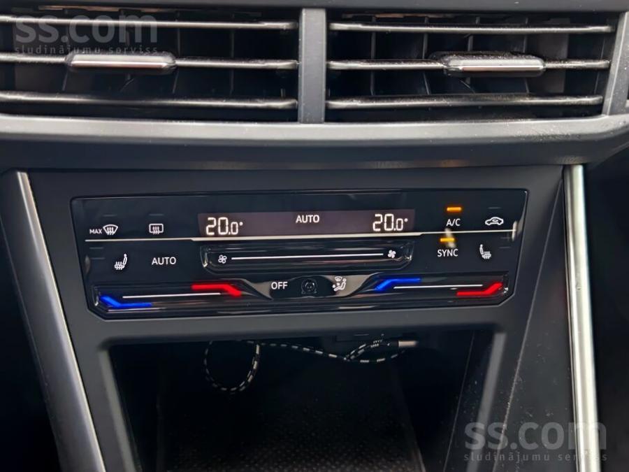 Blue Volkswagen Taigo 2022 in Liepaja, with an engine capacity of 1.00 L and mileage of 71 thousand km for 18900 €, photo 17 on AUTOMOTO.COM.LV