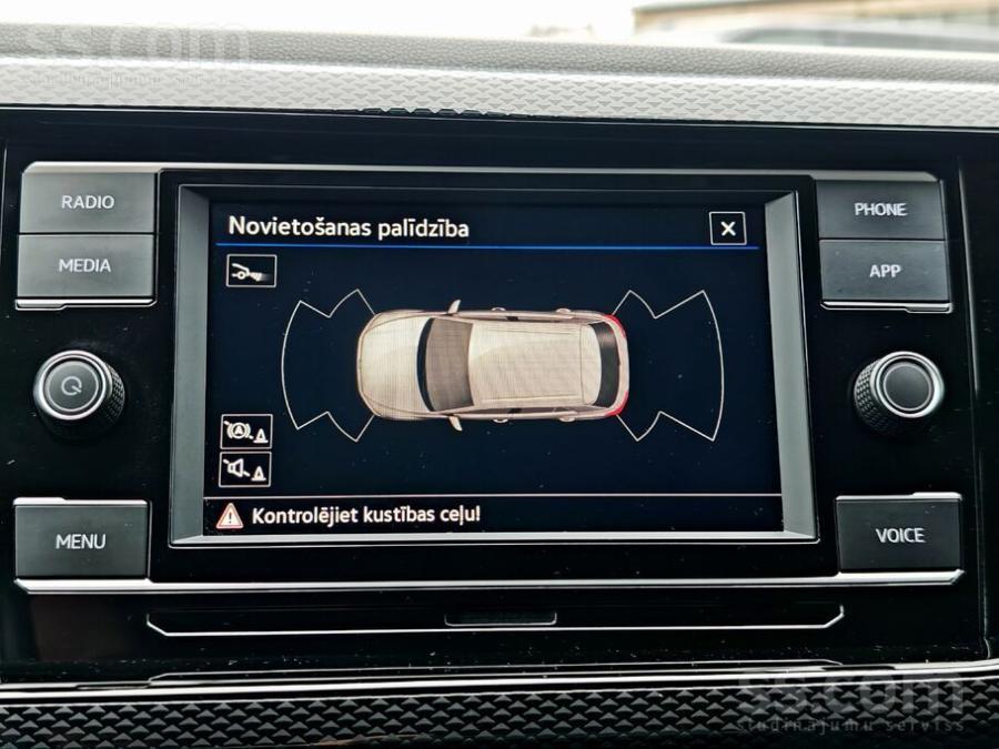 Blue Volkswagen Taigo 2022 in Liepaja, with an engine capacity of 1.00 L and mileage of 71 thousand km for 18900 €, photo 20 on AUTOMOTO.COM.LV