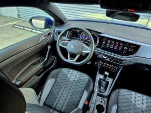 Zils Volkswagen Taigo 2025 Viļņa, ar dzinēja tilpumu 1.50 L un nobraukumu 28 tūkst. km par 21175 €, foto 44 vietnē AUTOMOTO.COM.LV
