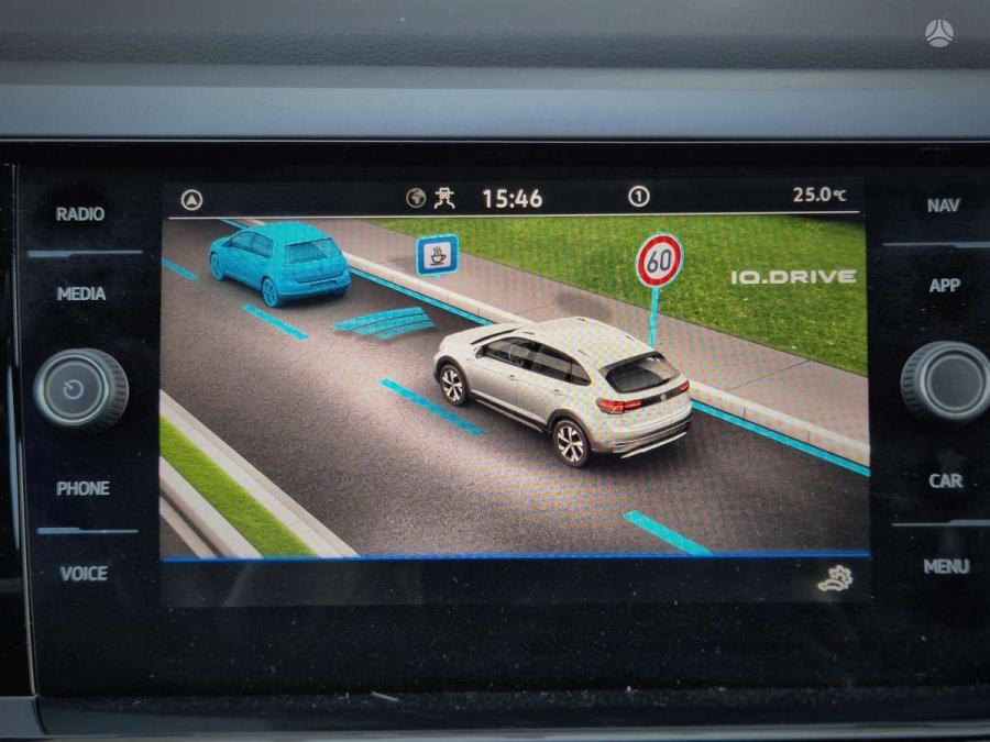 Zils Volkswagen Taigo 2025 Viļņa, ar dzinēja tilpumu 1.50 L un nobraukumu 28 tūkst. km par 21175 €, foto 47 vietnē AUTOMOTO.COM.LV
