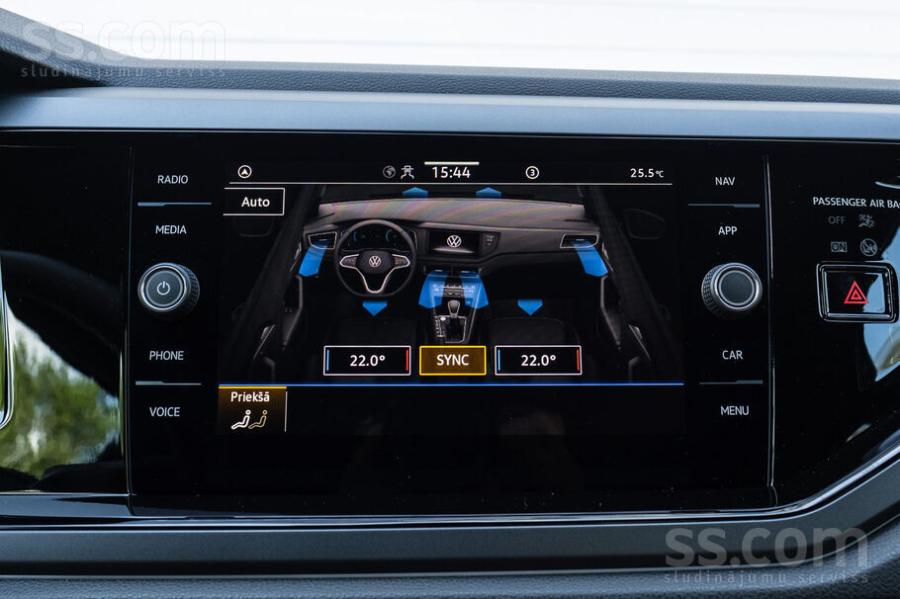 Zils Volkswagen Taigo 2025 Rīga, ar dzinēja tilpumu 1.00 L un nobraukumu 10 tūkst. km par 26336 €, foto 19 vietnē AUTOMOTO.COM.LV